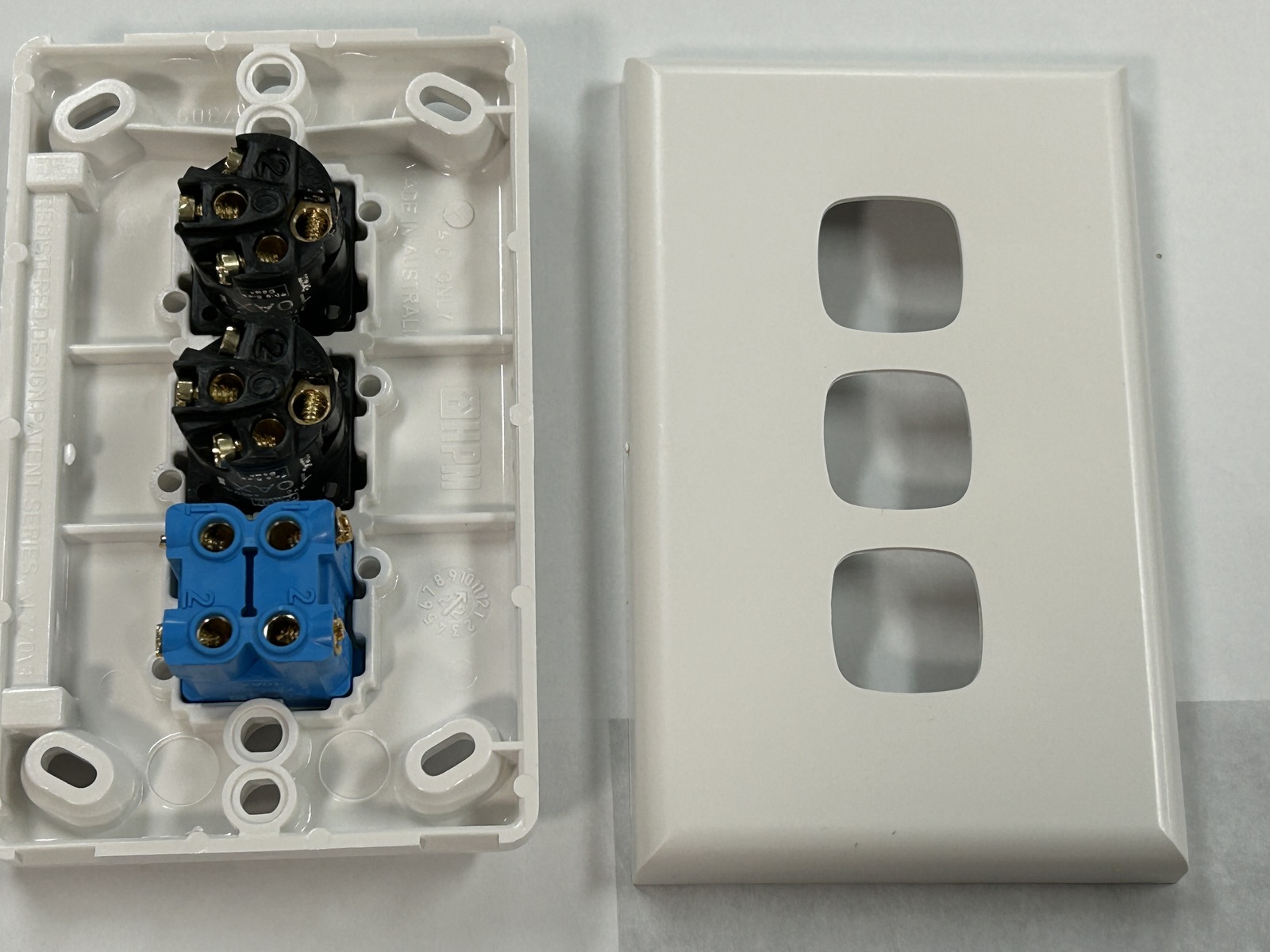 IXL Spare Part No: IXL621208 | Tastic Wall Switch 1 Light 1 Fan & Split ...